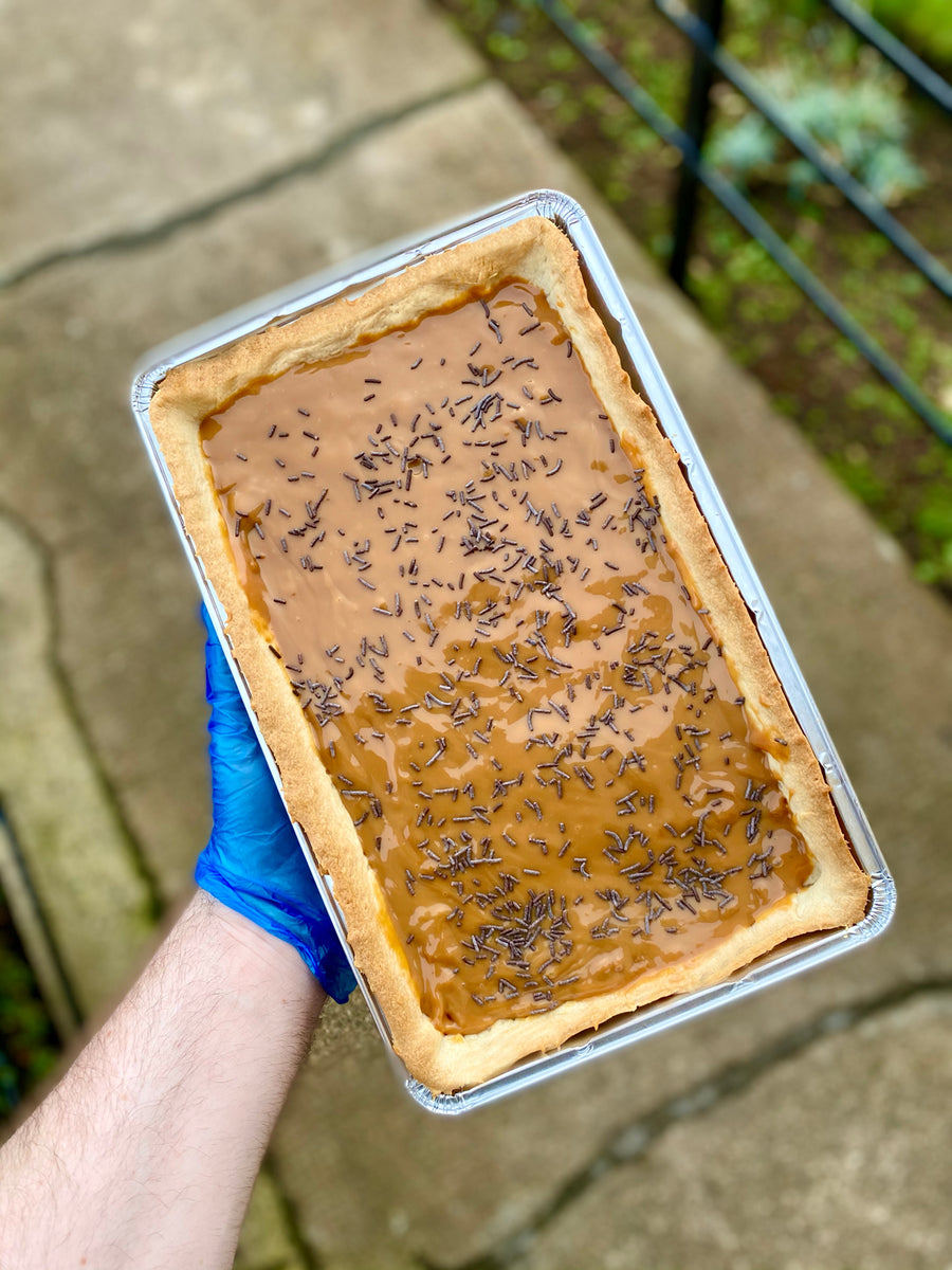 Traybakes – Bald Baker